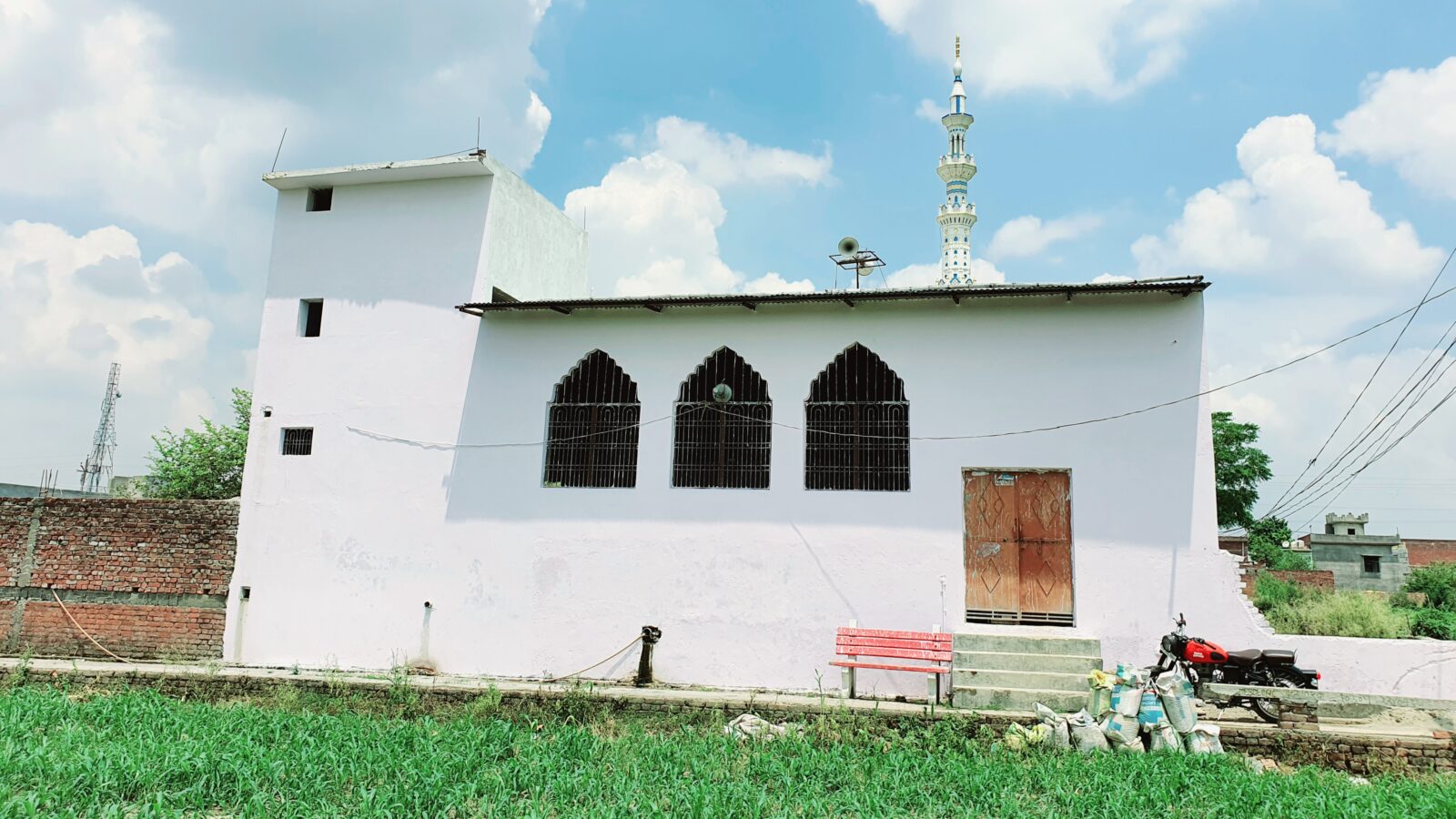 Masjid of Thiriya Nizawat Khan : The beautiful house of Allah ...