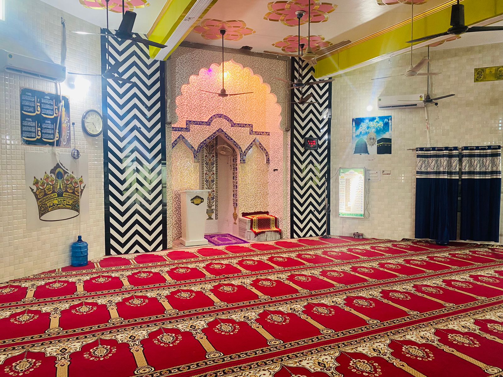 Masjid of Thiriya Nizawat Khan : The beautiful house of Allah ...